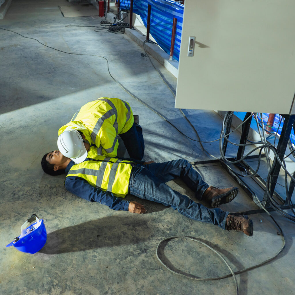 Erste Hilfe bei Stromunfällen - Unterweisung / Arbeitsanweisung - SAFEGUARD